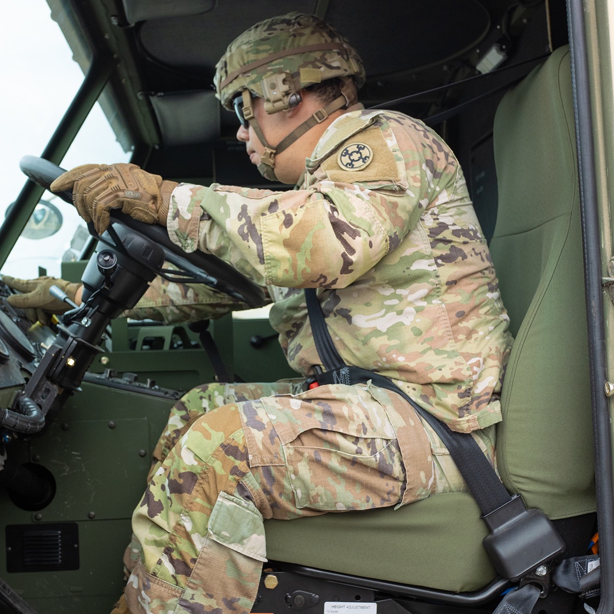 Defense 4-Point All-Retractable Harness Restraint - IMMI